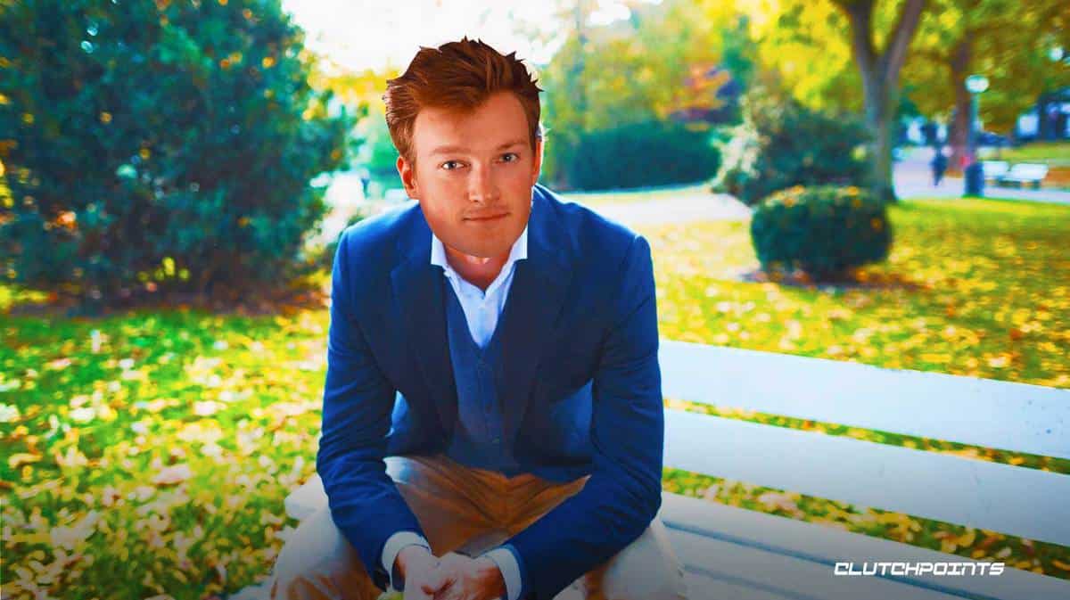 Cale Makar gets worrying injury update after Keff Carter hit