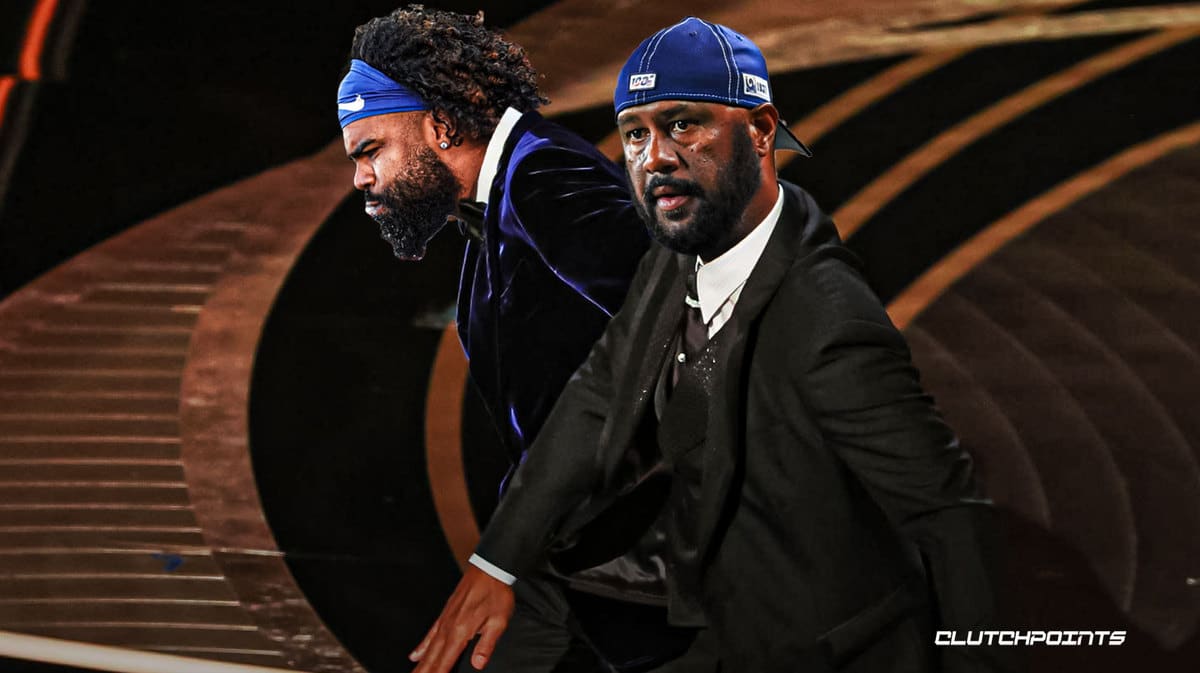Ex-Cowboys coach explains why Ezekiel Elliott remains unsigned Ex-Cowboys coach explains why Ezekiel Elliott remains unsigned