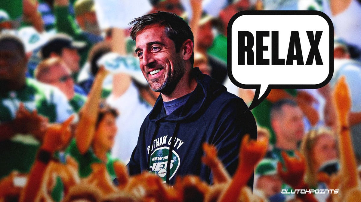 Jets' Aaron Rodgers uses Packers line on injury: 'Relax a little bit'