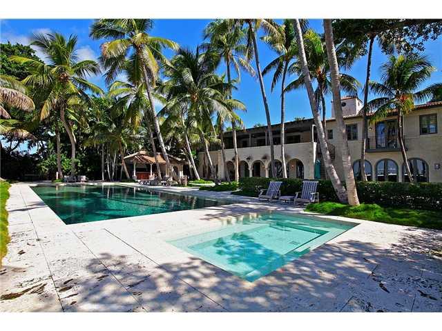 Inside Phil Collins' $40 million former mansion, with photos