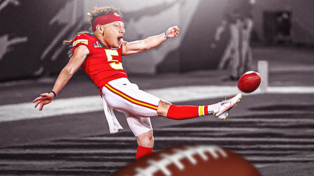 Chiefs: Patrick Mahomes shows off leg after backup punter designation ...