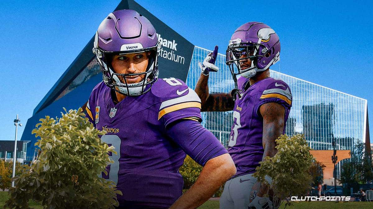 Vikings: Kirk Cousins gets 'Top 10' chain from Justin Jefferson