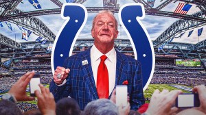 Colts news: Peyton Manning's heartbreaking reaction to Jim Irsay's death