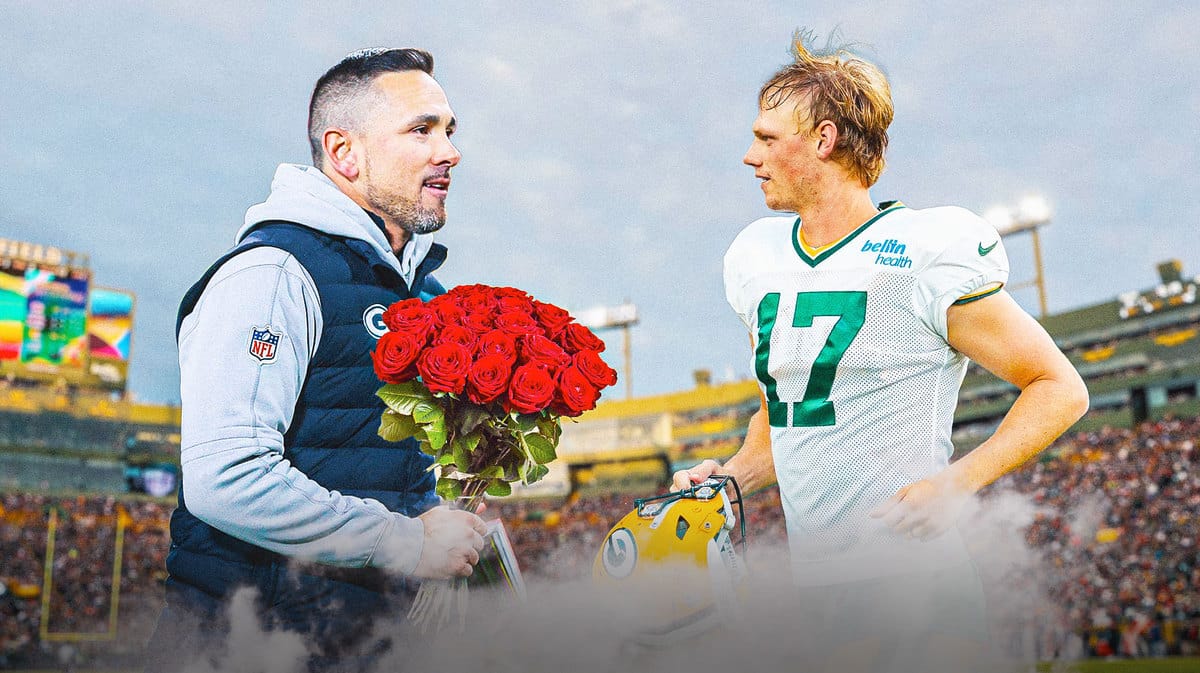 Packers coach Matt LaFleur gives Anders Carlson his flowers after late ...