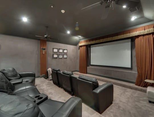 Inside Chuck Norris' $1.295 million former mansion, with photos