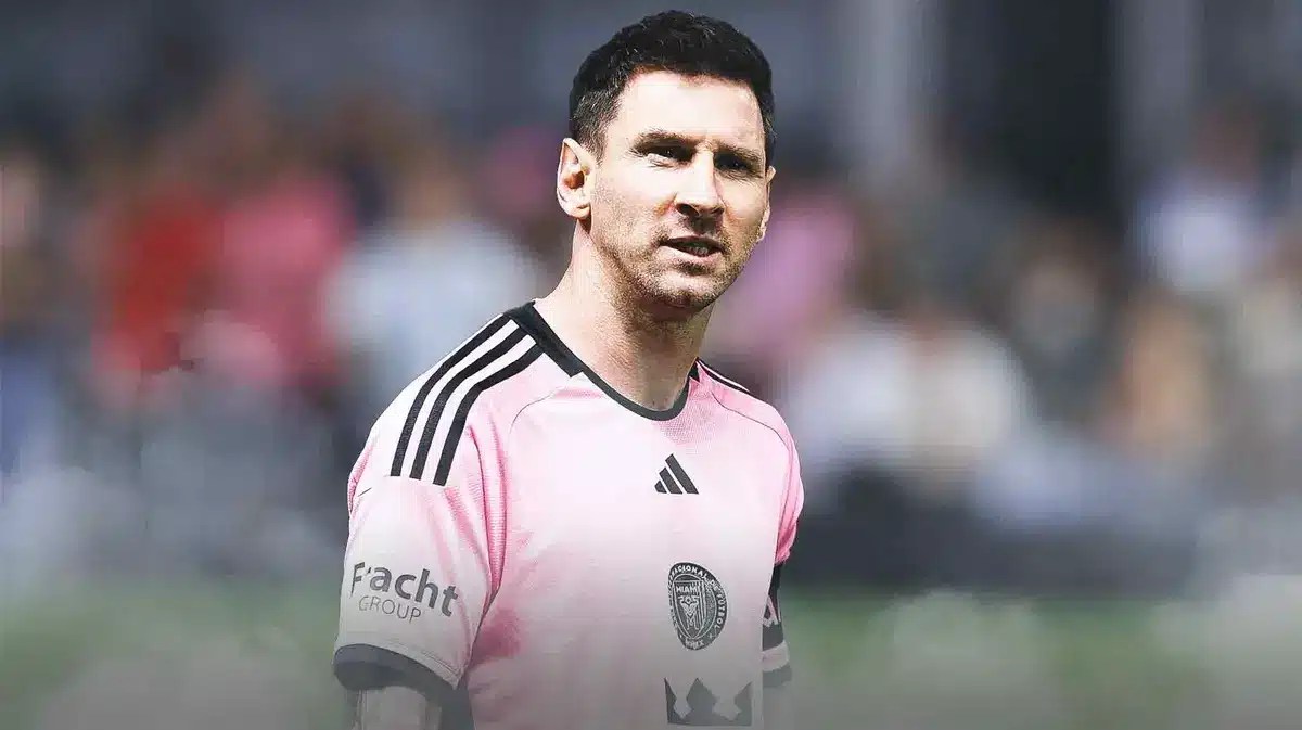 Chinese fans taunt Lionel Messi over the Falklands