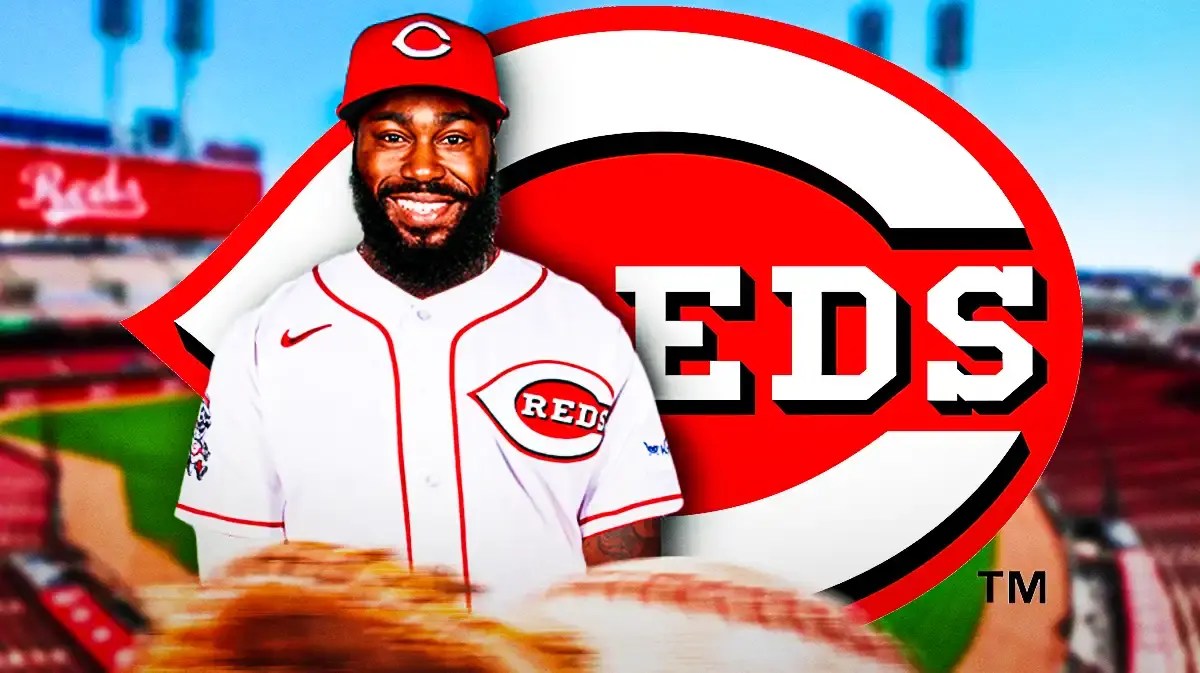 Reds agree to deal with former two-time All Star