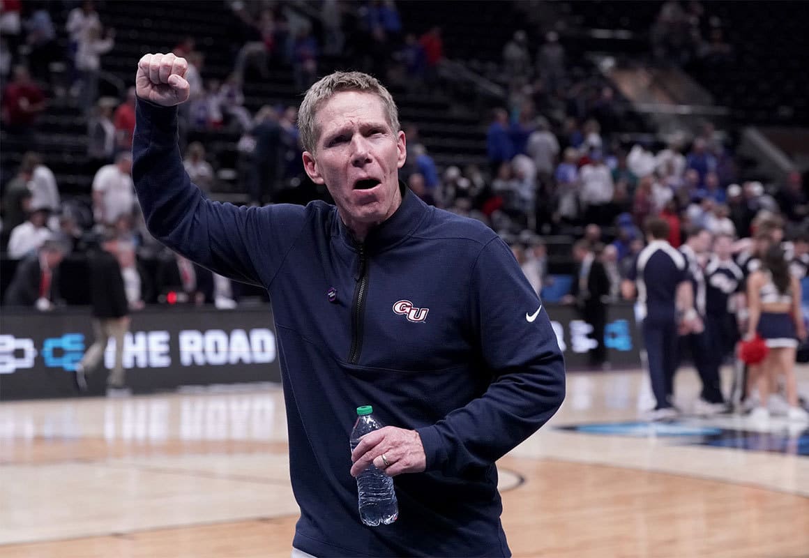 UConn and 3 Sweet 16 teams with best chance to win NCAA tournament