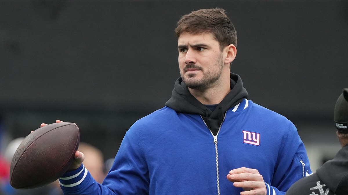 Giants' Daniel Jones provides huge update on recovery from torn ACL