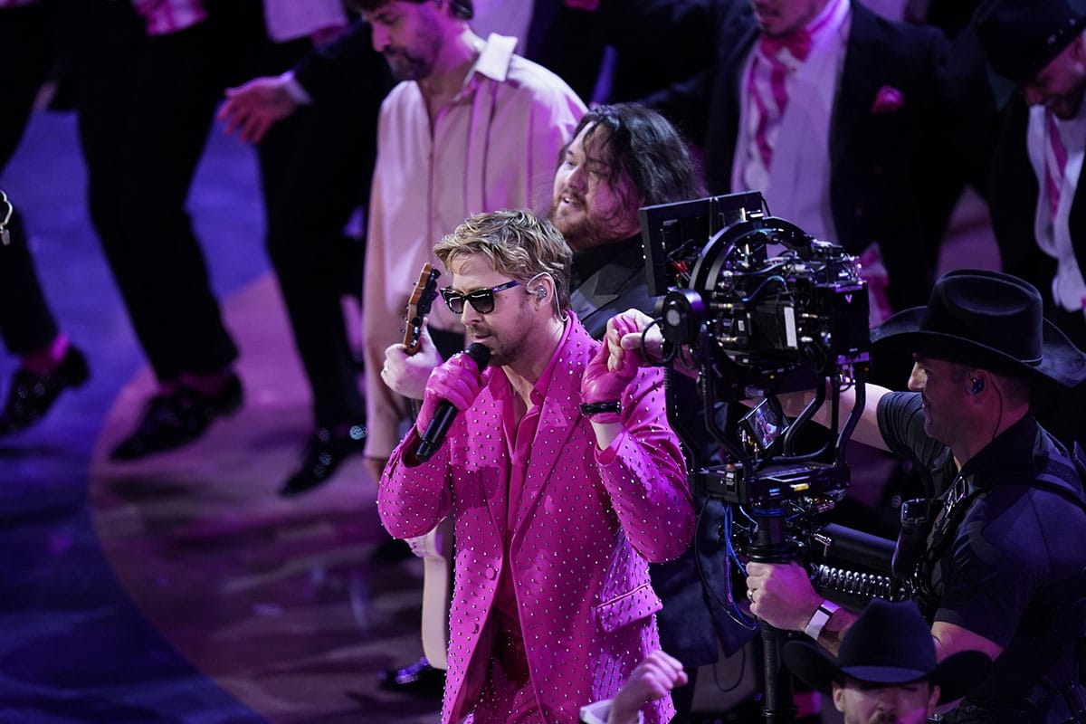Ryan Gosling throws La La Land Hail Mary to shill for Project Hail Mary