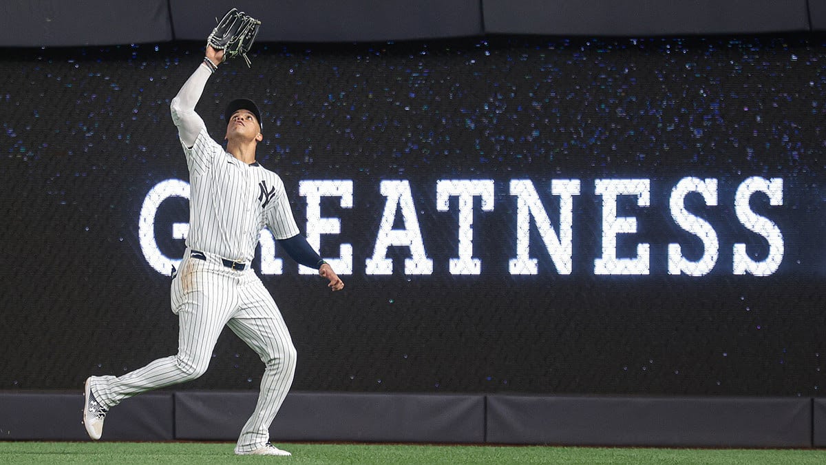 Yankees star Juan Soto's hilarious 3-word stance on lingering hand injury