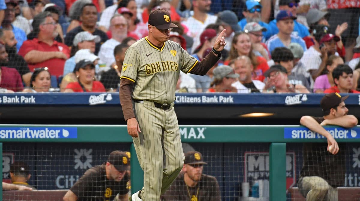 Padres' move on manager Mike Shildt sparks huge fan reactions