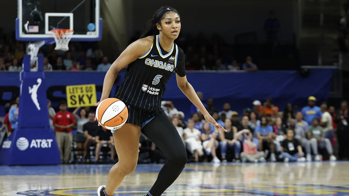 Sky's Angel Reese officially breaks Candace Parker record amid epic streak