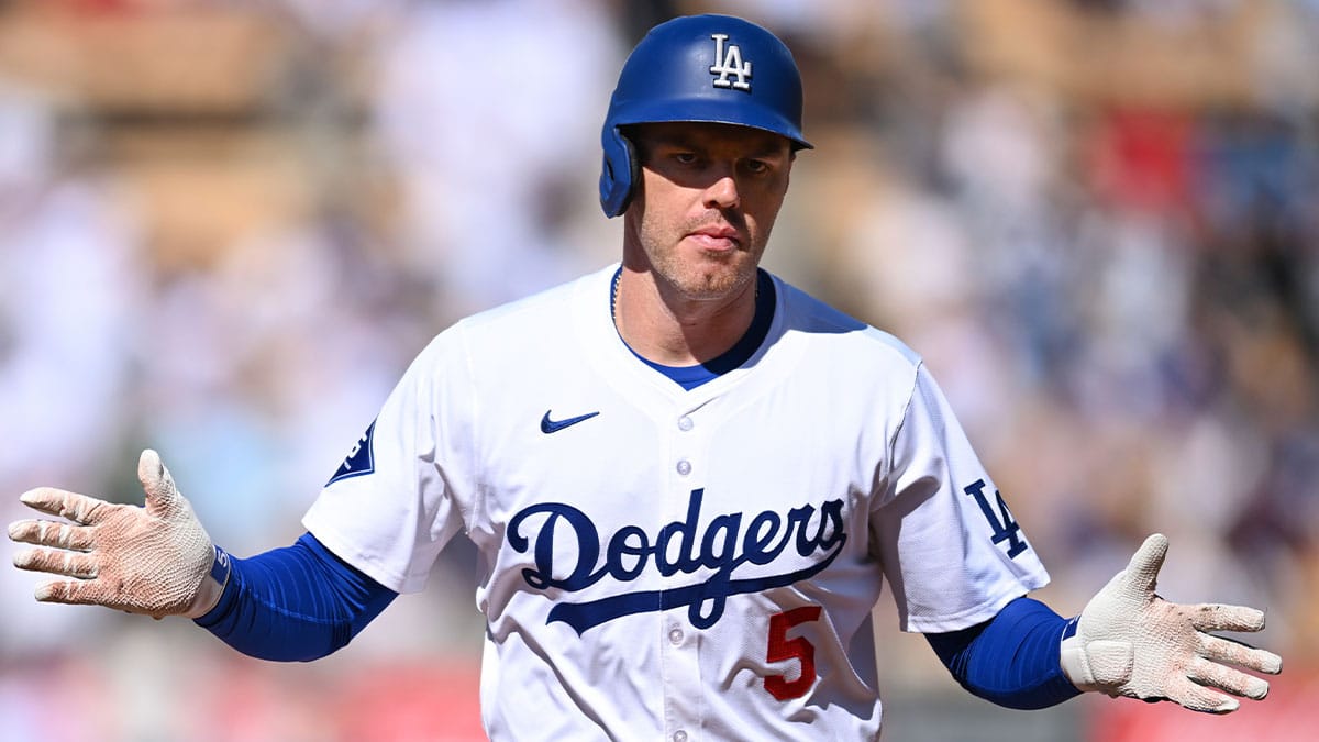 Dodgers' Freddie Freeman returning to lineup after son's illness