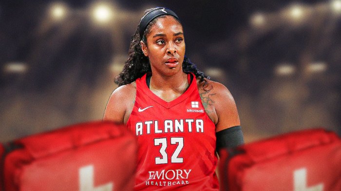 Dream's Cheyenne Parker-Tyus suffers scary ankle injury vs. Sun