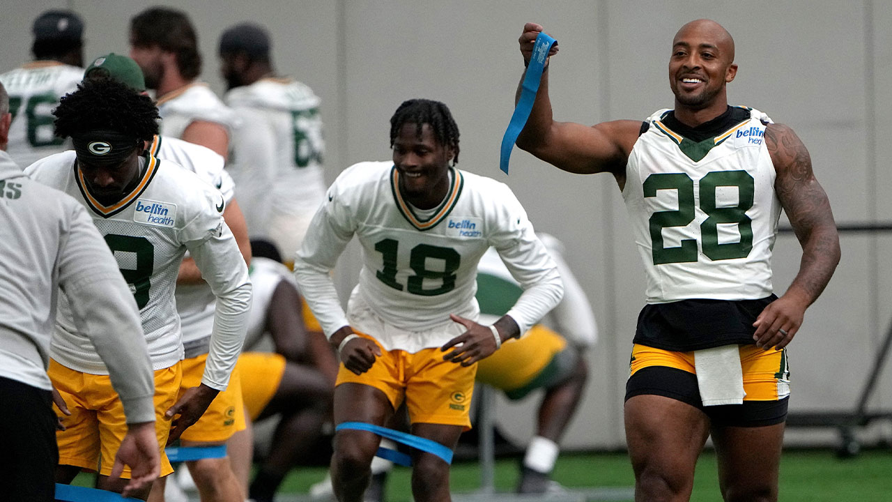 Packers' Matt LaFleur admits 'concern' about AJ Dillon's latest stinger ...