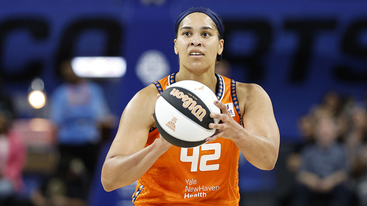 Sun's Brionna Jones ready to ‘peak’ for playoffs after 26-point game vs ...