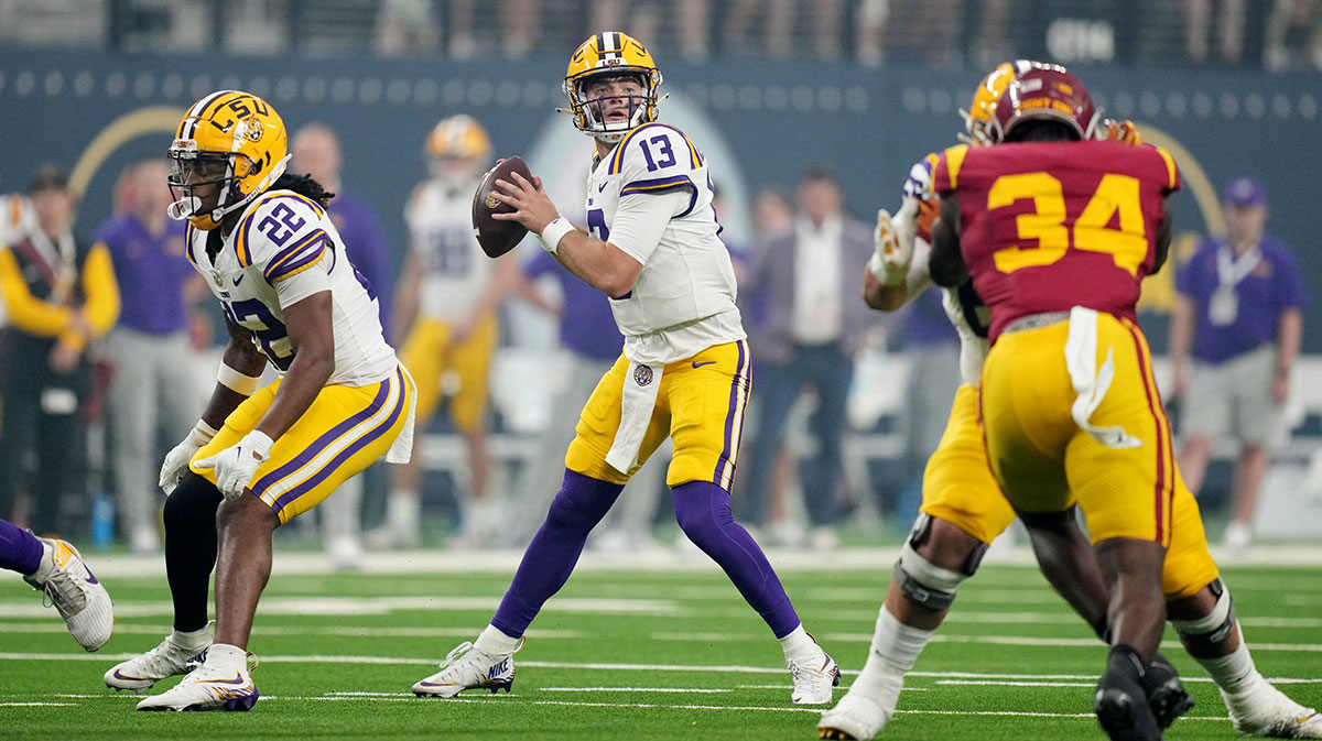 LSU football's ugly streak extends after painful loss to USC