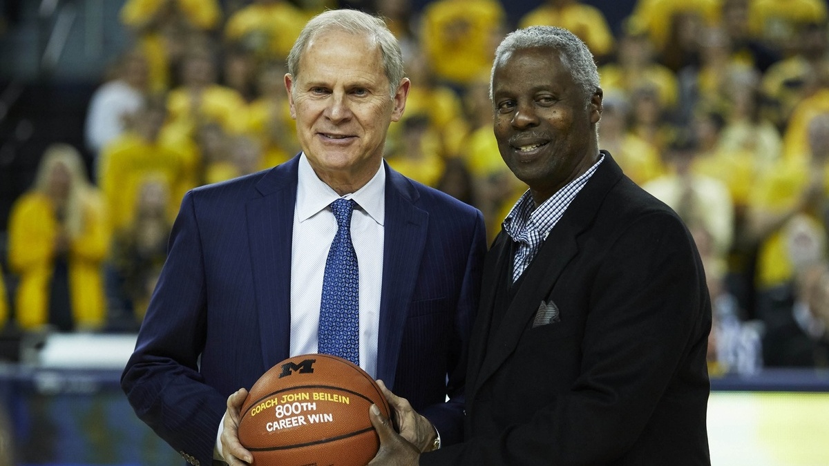 Michigan football team to honor Greg Harden vs. Arkansas State