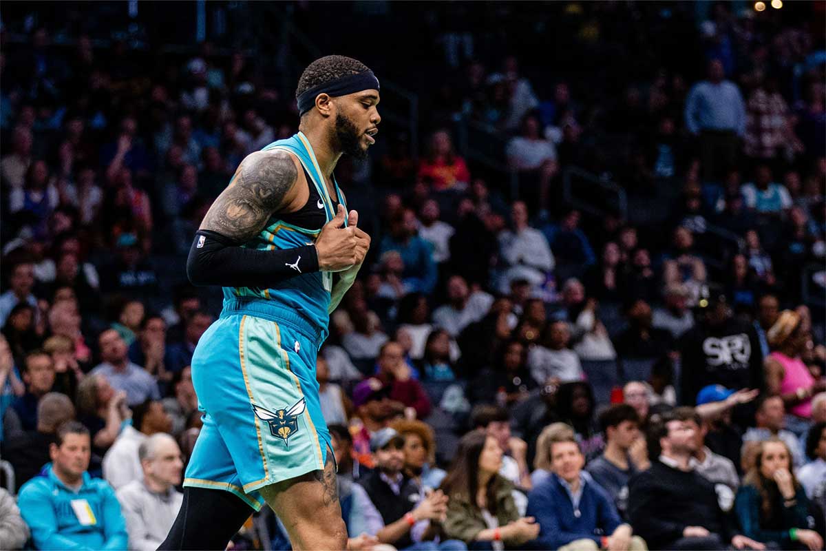 Hornets Miles Bridges roasted on social media for viral rap video