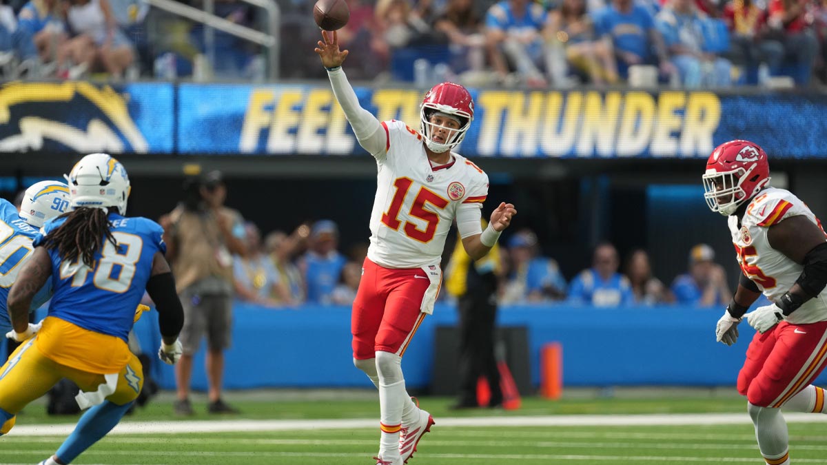 Patrick Mahomes gets 100% real on play that injured Rashee Rice