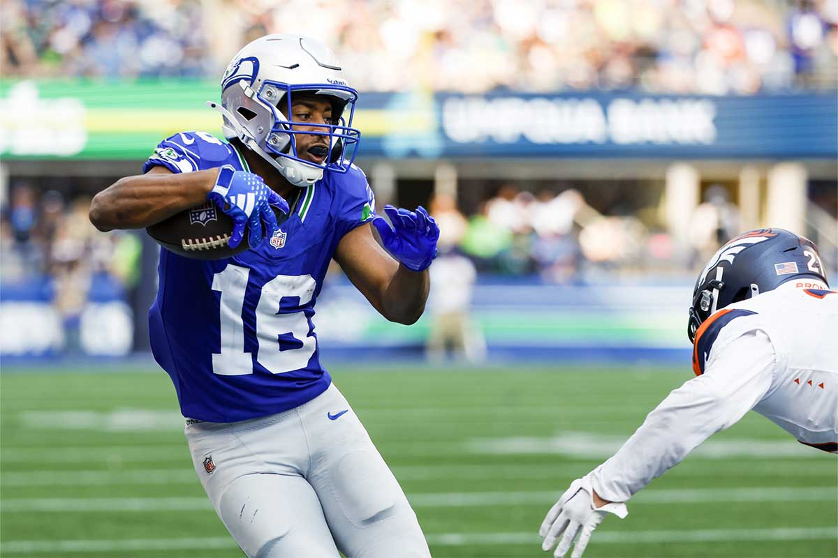 Titans add free agent Tyler Lockett before NFL Draft