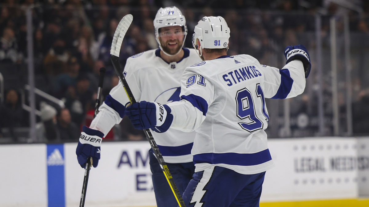 Lightnings Victor Hedman Breaks Silence Over Steven Stamkos Departure