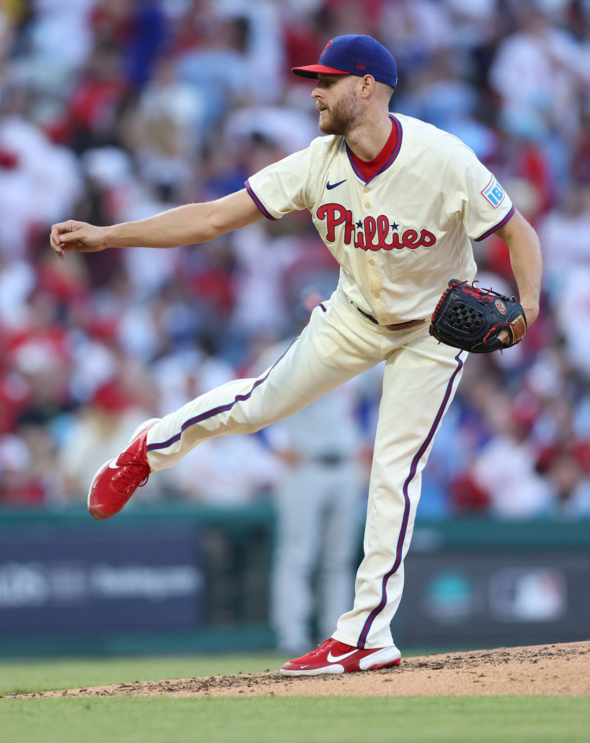 Phillies' Zack Wheeler available in relief in Game 4 on three-days rest