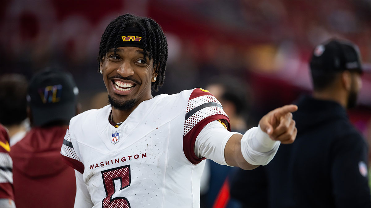 Jayden Daniels' former coach Herm Edwards compares him to Eagles legend