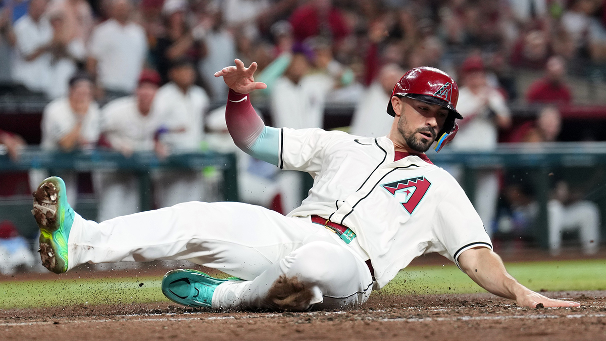 Randal Grichuk makes $6 million option decision