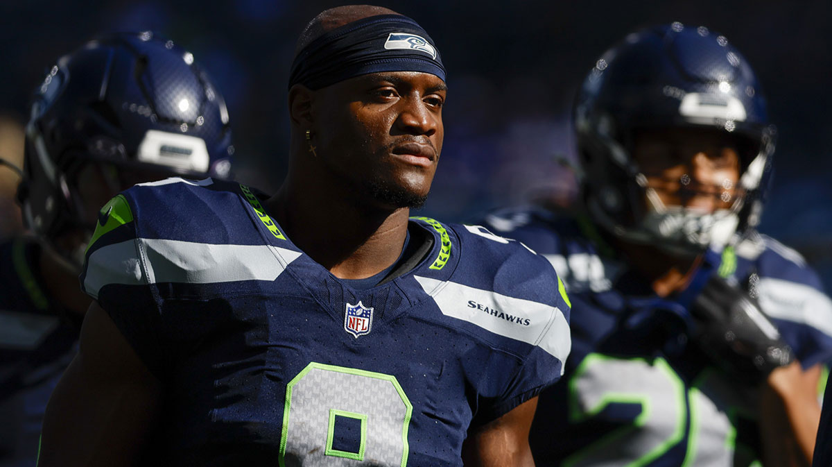 Seahawks' Mike Macdonald explains intriguing Week 5 Kenneth Walker III ...
