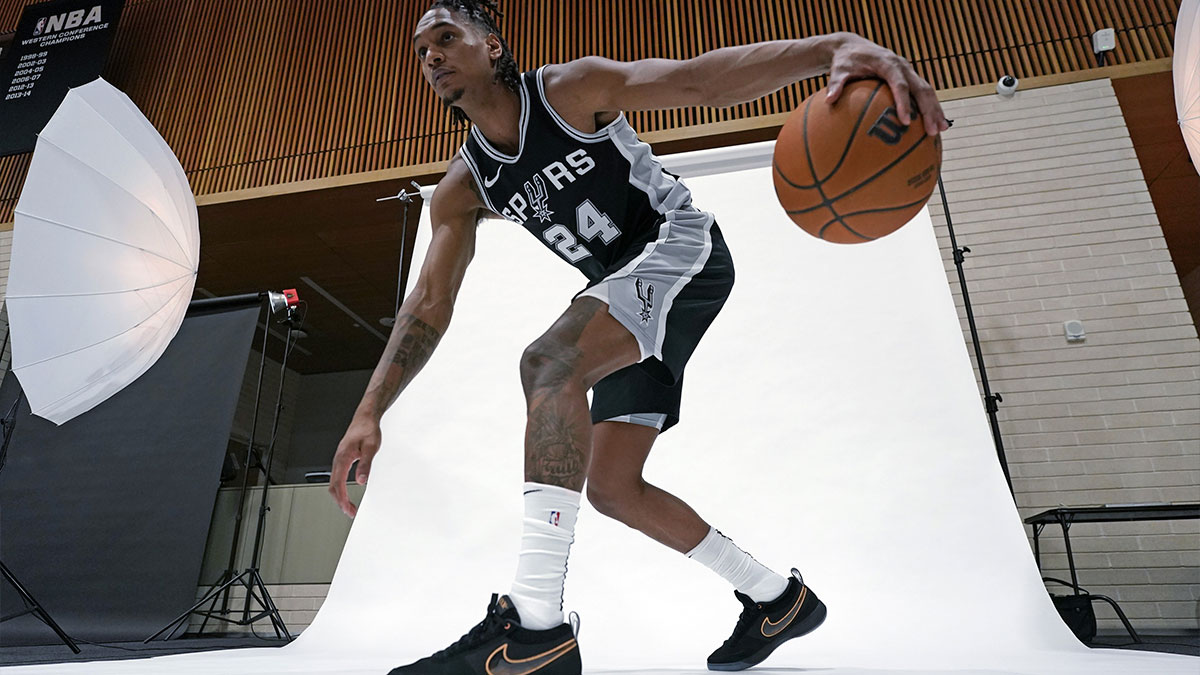 Spurs' Devin Vassell gets definitive return date from foot injury