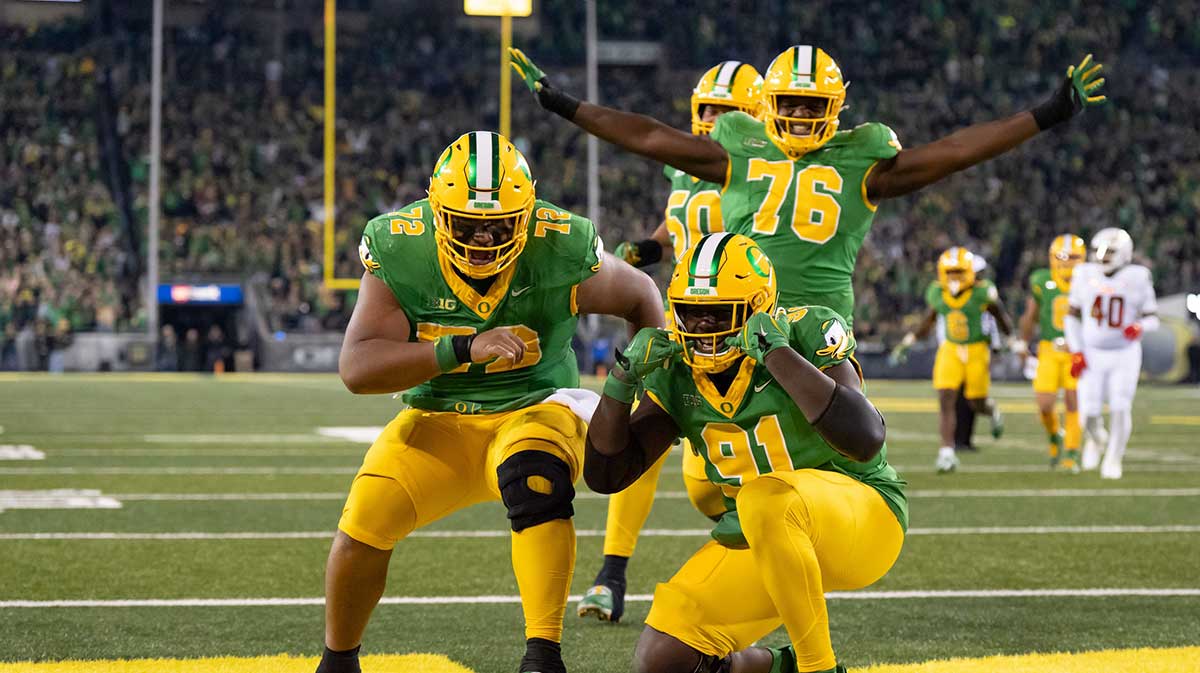 Dan Lanning hits Oregon football with reality check after beating Maryland