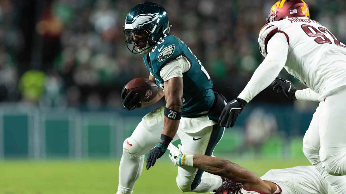 Saquon Barkley's unreal night vs. Commanders has Giants catching strays