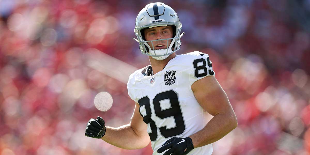 Raiders' Brock Bowers joins exclusive club in historic rookie season