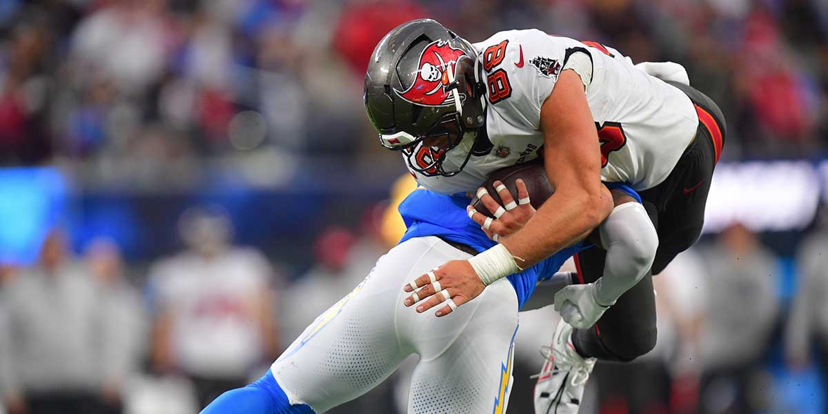 Buccaneers' Cade Otton gets disapointing Week 16 status update