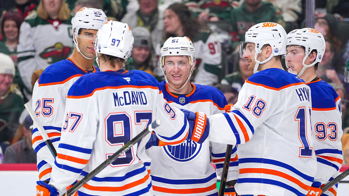 Oilers' Evan Bouchard gets injury update after scary collision vs. Wild