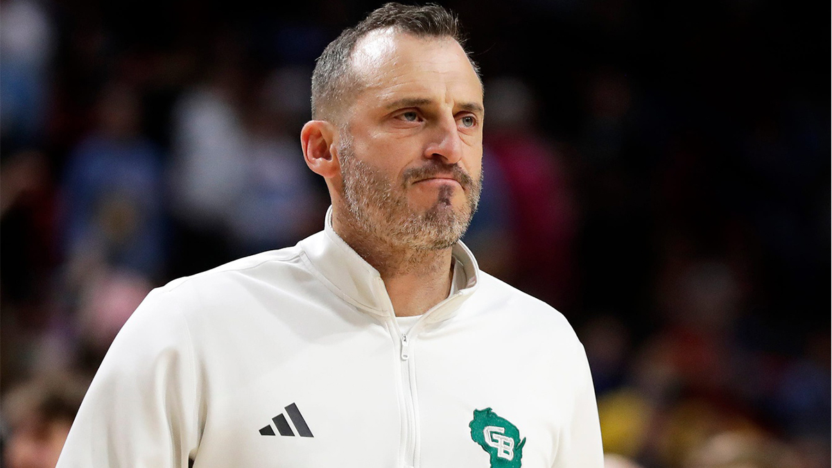 Green Bay basketball's Doug Gottlieb has viral 'Nobody U' comments backfire