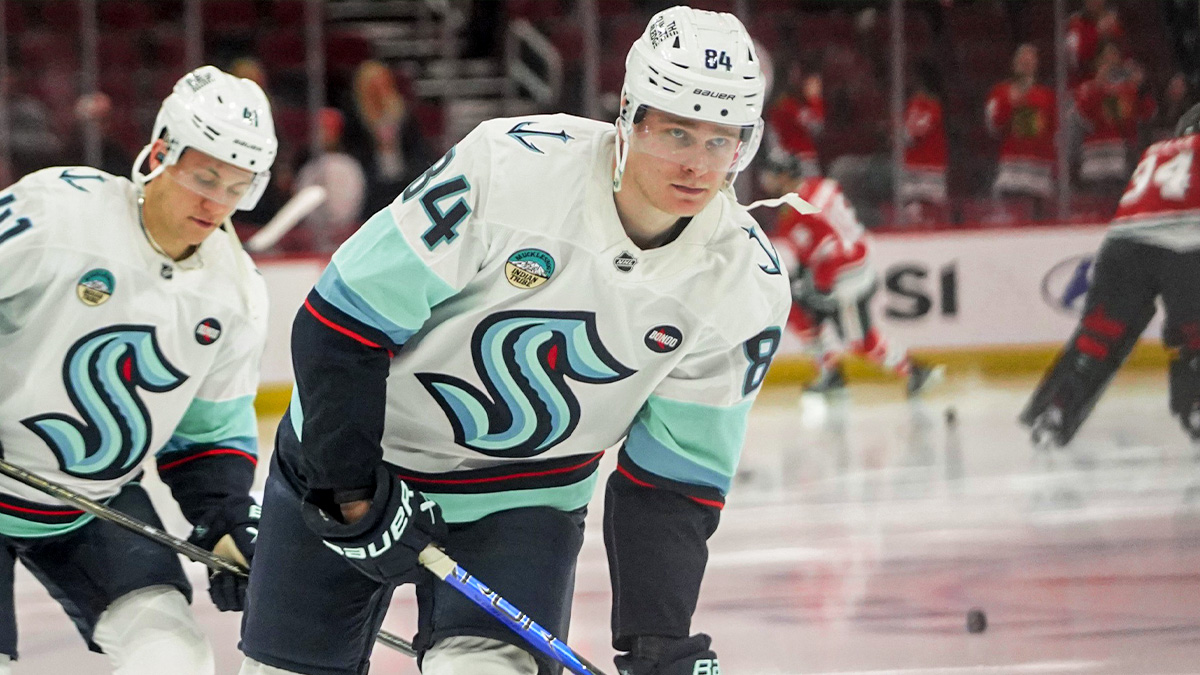 Kraken fans erupt after Kaapo Kakko's first goal since trade from Rangers