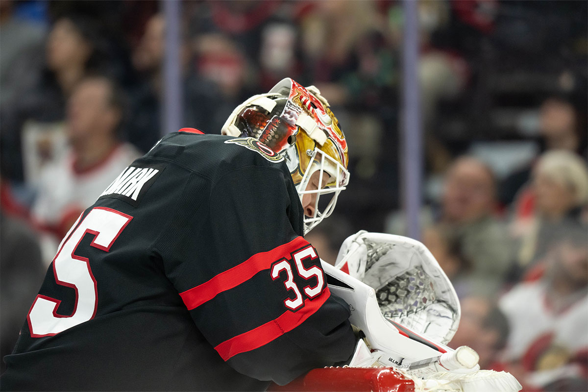 Senators fans can't believe Linus Ullmark's save of the year candidate ...