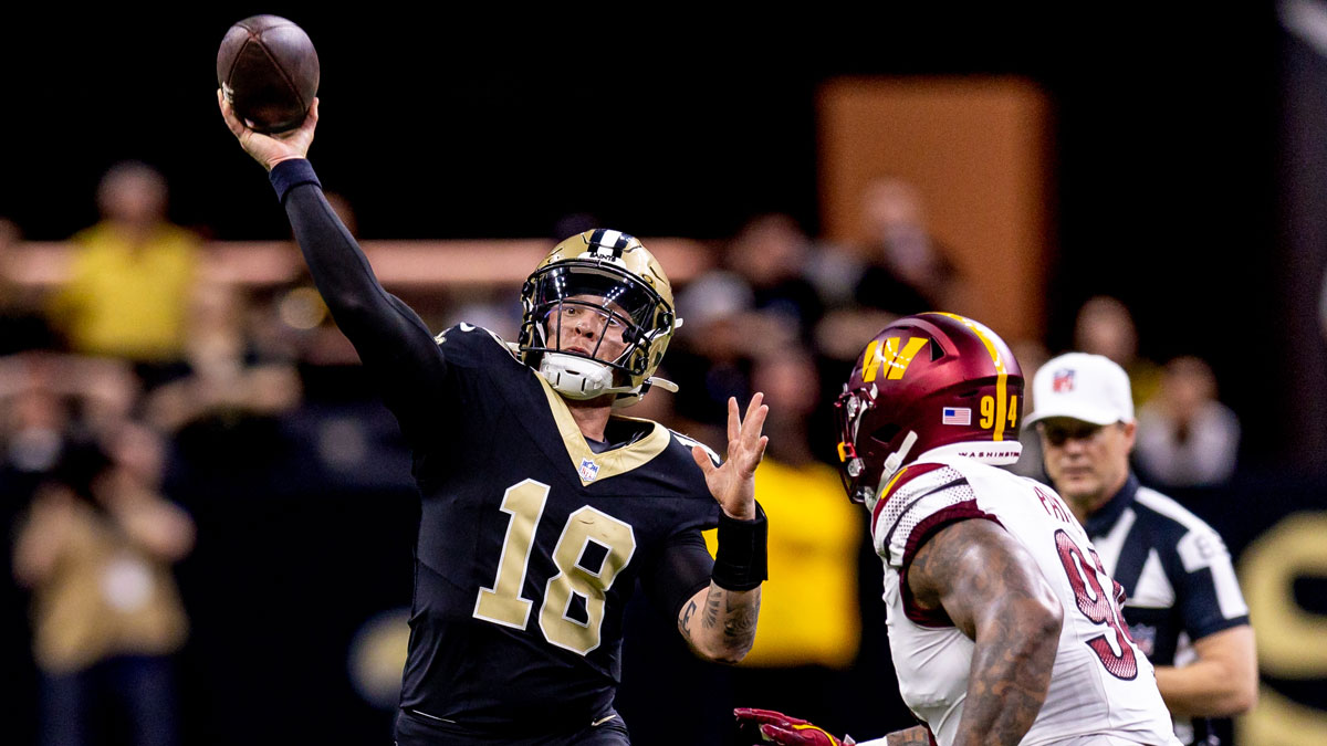 Saints' Derek Carr, Alvin Kamara ruled out for Week 16 vs. Packers