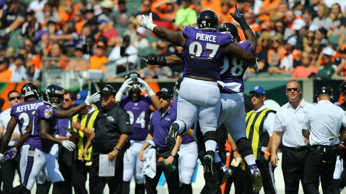 Ravens' Michael Pierce reveals hilarious reason why he didn't run after INT vs. Browns
