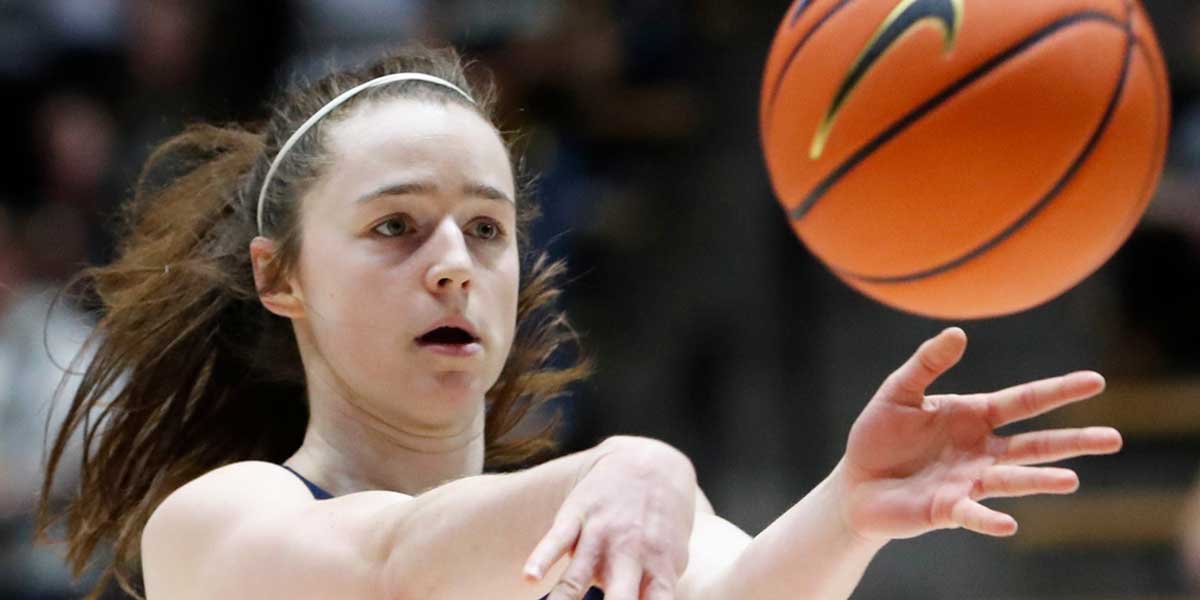 Michigan women’s basketball coach praises 'special' group behind ...