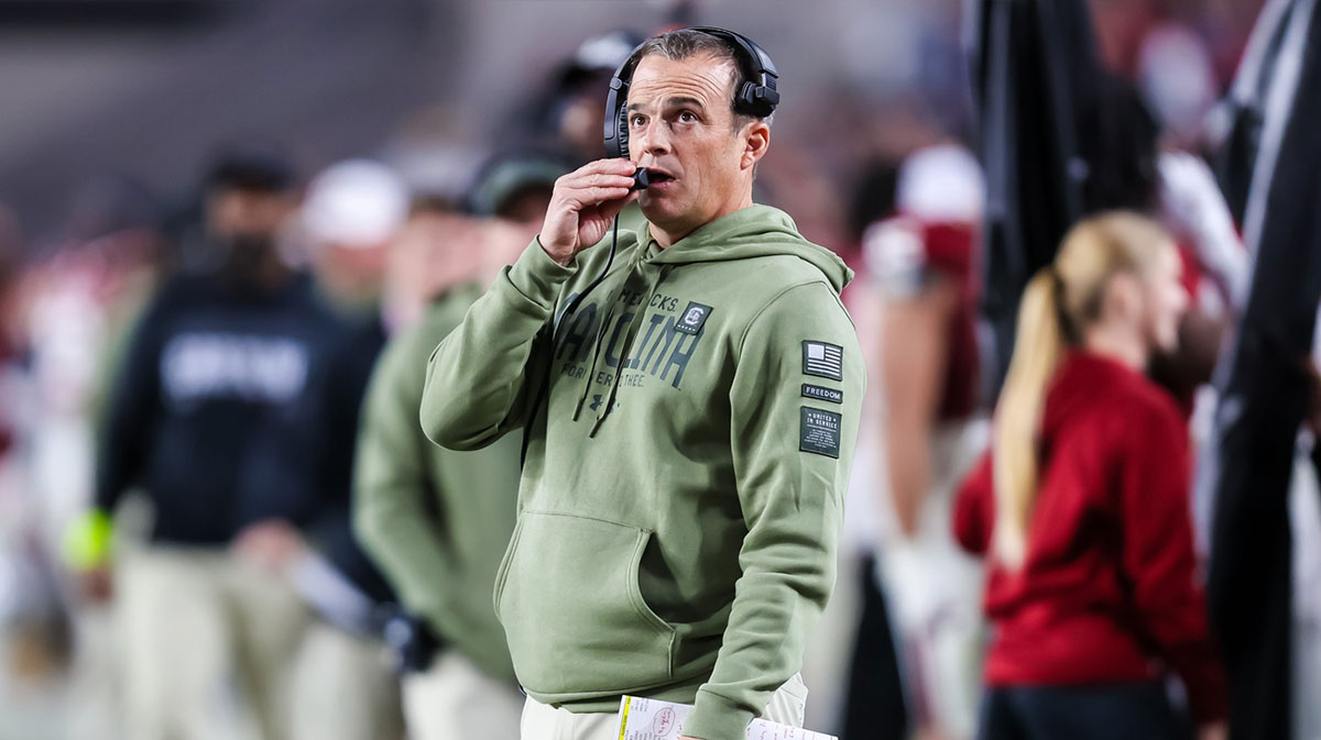 South Carolina football news: Dylan Stewart suffers injury vs. Virginia ...