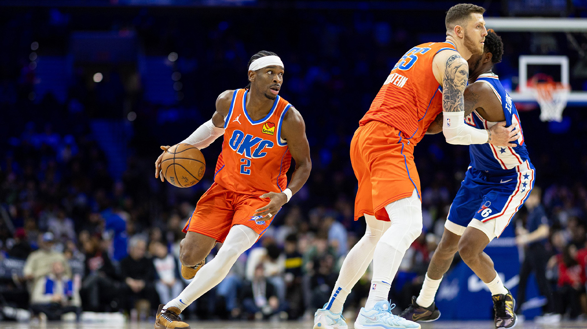 Thunder players rib sideline reporter during Shai Gilgeous-Alexander ...