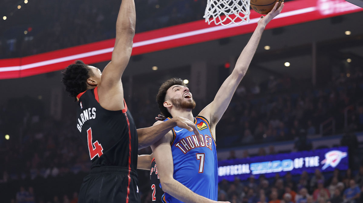 Watch Chet Holmgren make first bucket in Thunder return