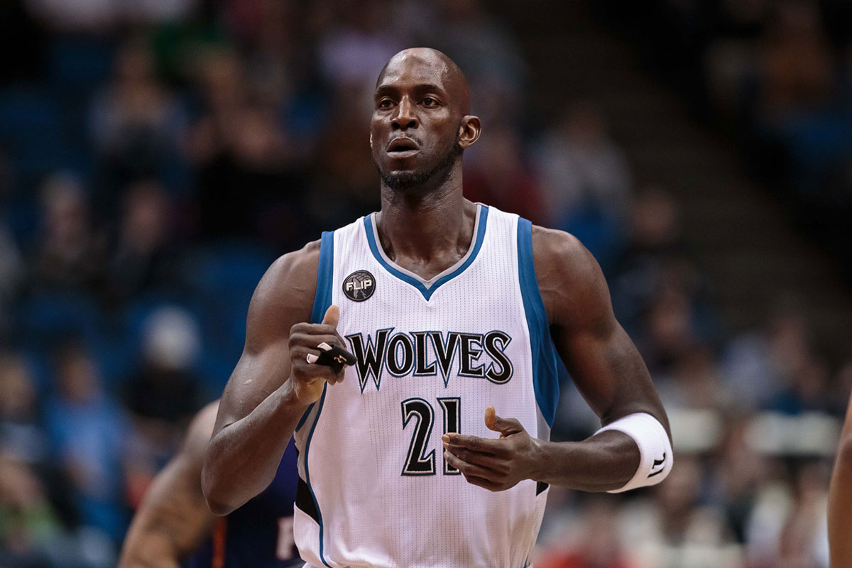 13 NBA MVPs who played all 82 games