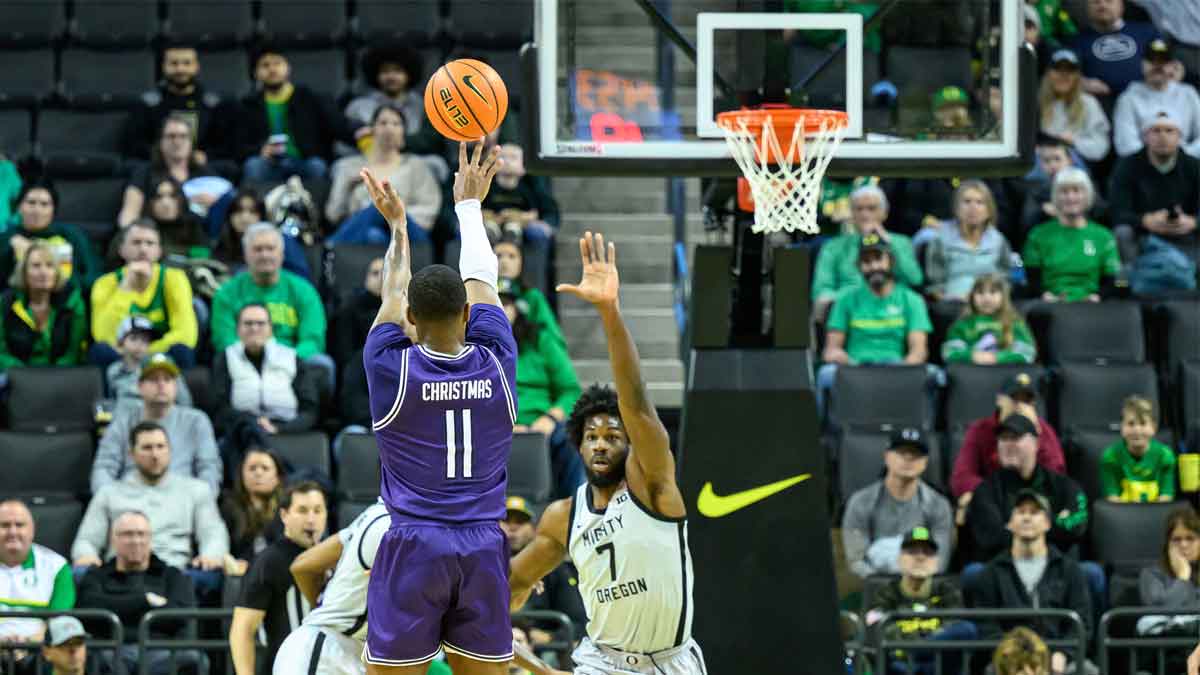 Stephen F. Austin wins after absolutely stunning game-winner from ...