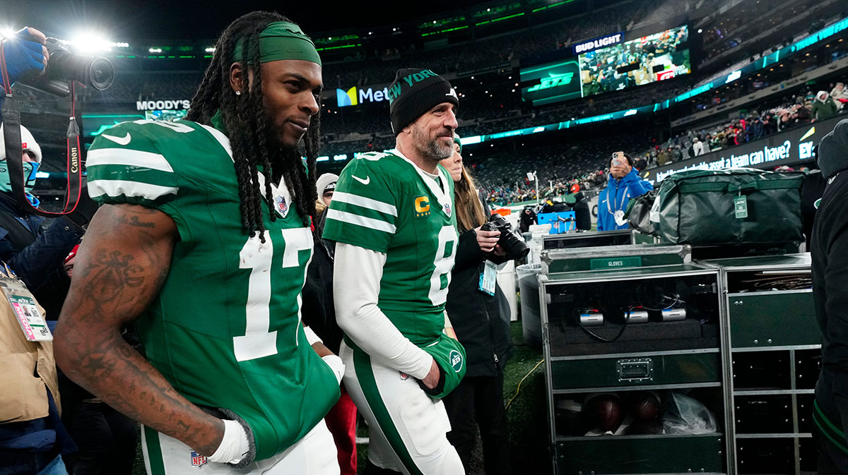 Grading Davante Adams' $46 million contract with Rams