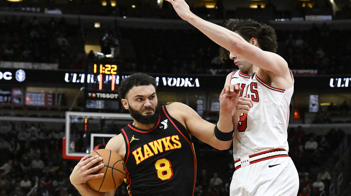 Rockets make intriguing move on former 1st round pick before playoff push